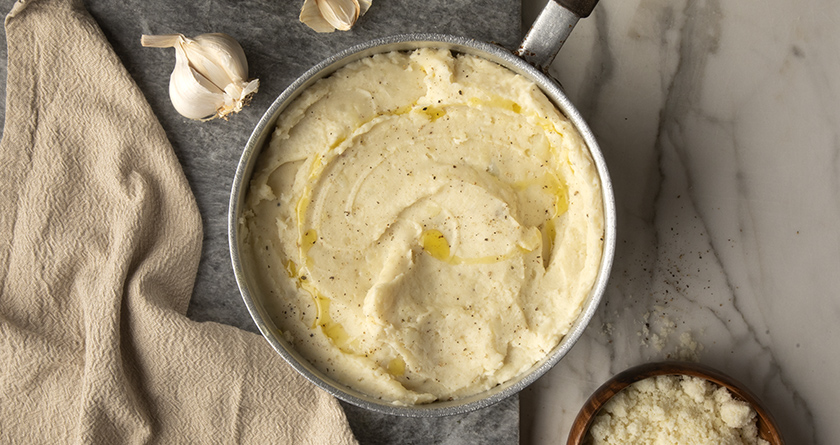 Parmesan garlic mashed potatoes | Akis Petretzikis