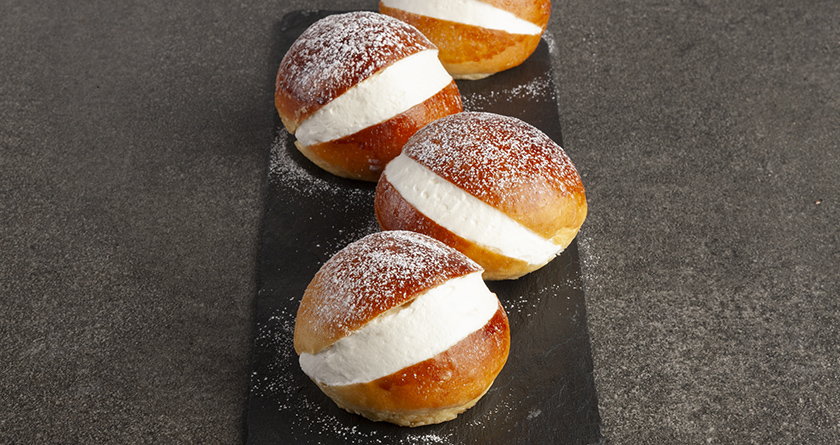 Maritozzi | Άκης Πετρετζίκης