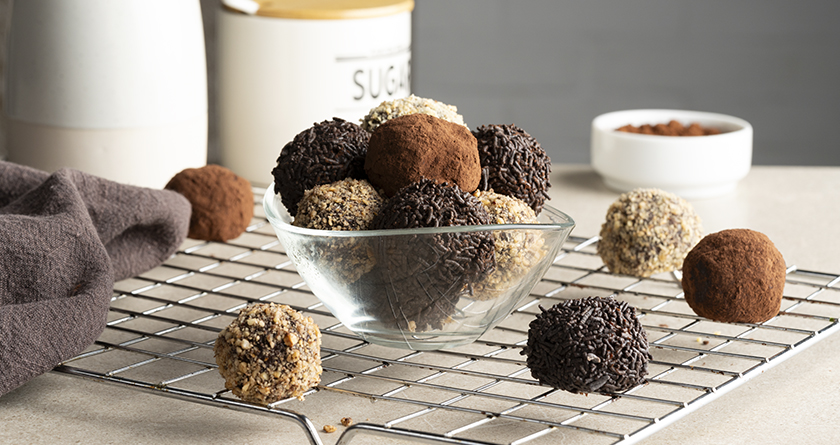 Τρουφάκια | Άκης Πετρετζίκης