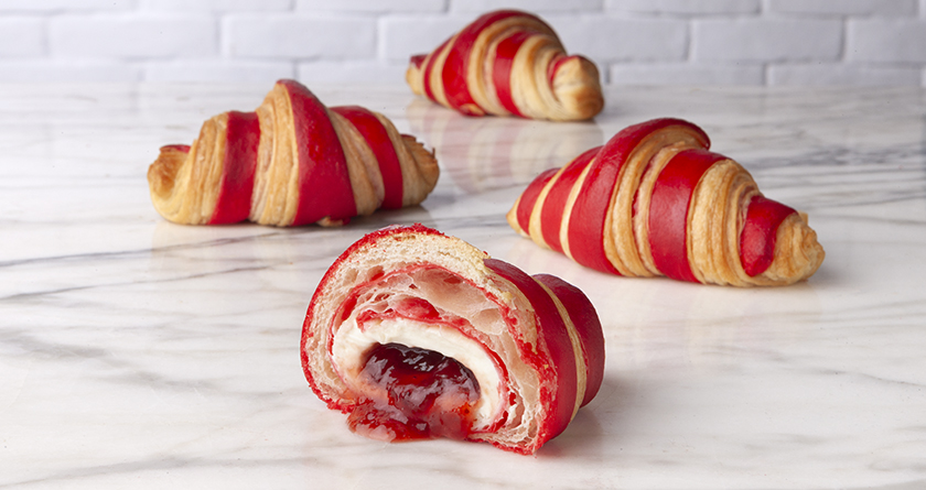 Κρουασάν red velvet | Άκης Πετρετζίκης