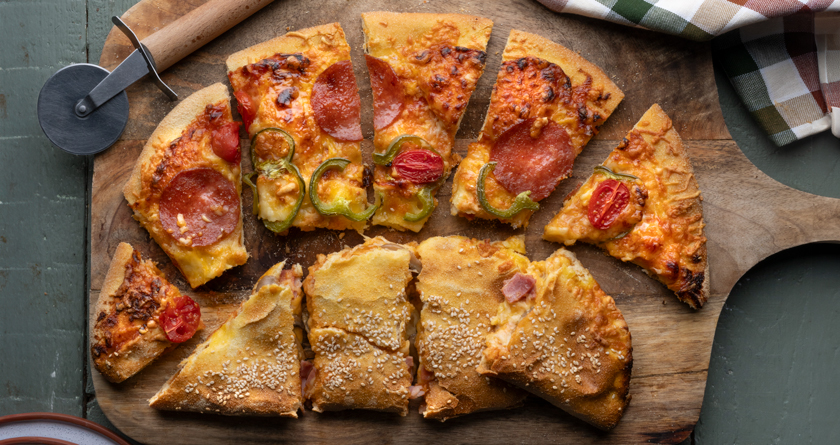 Calzone pizza | Akis Petretzikis