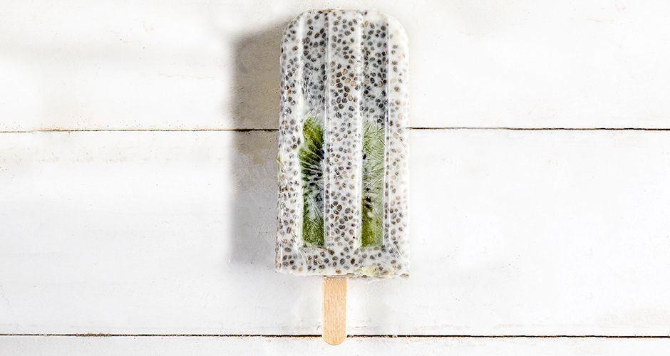 Kiwi and chia seed popsicles | Akis Petretzikis
