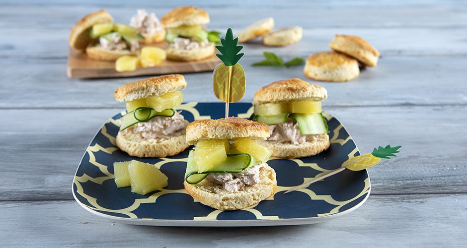 Chicken scones | Akis Petretzikis