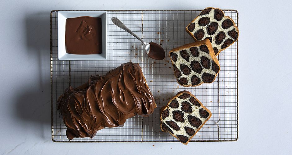 Leopard milk bread | Akis Petretzikis