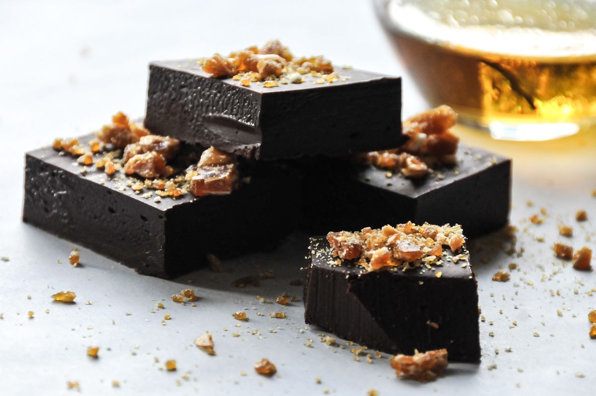 Almond brittle truffles | Akis Petretzikis