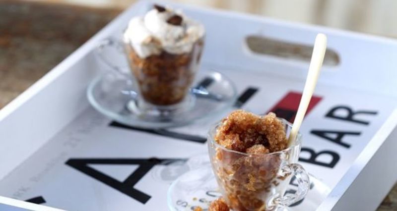 Απίστευτα γλυκά που μπορείτε να φτιάξετε με τον καφέ σας